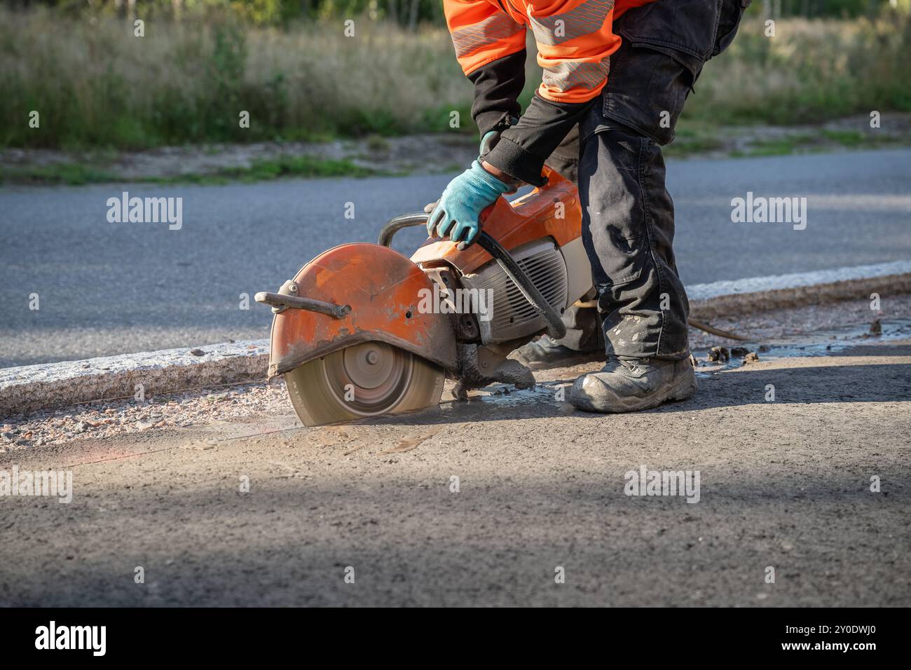 Asphalt saw hi-res stock photography and images - Alamy