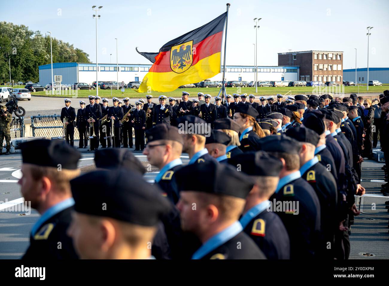 Aspides hi-res stock photography and images - Alamy