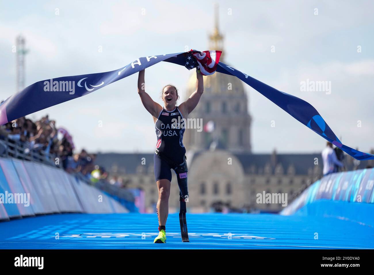 Hailey Danz from the U.S. wins the women's PTS2 Triathlon at the 2024 ...