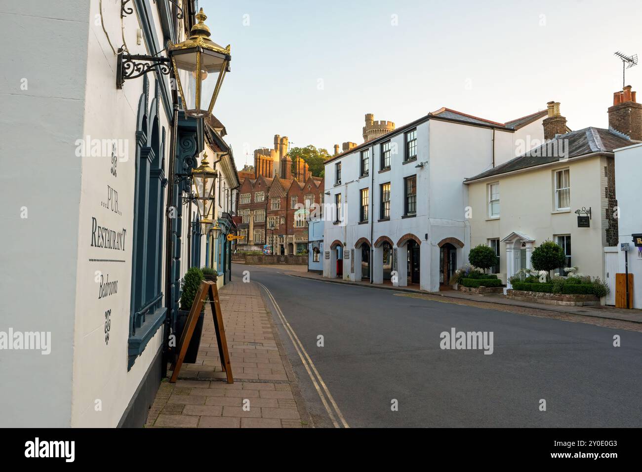 Arundel town centre and Castle, Arundel, West Sussex, England, Uk Stock ...