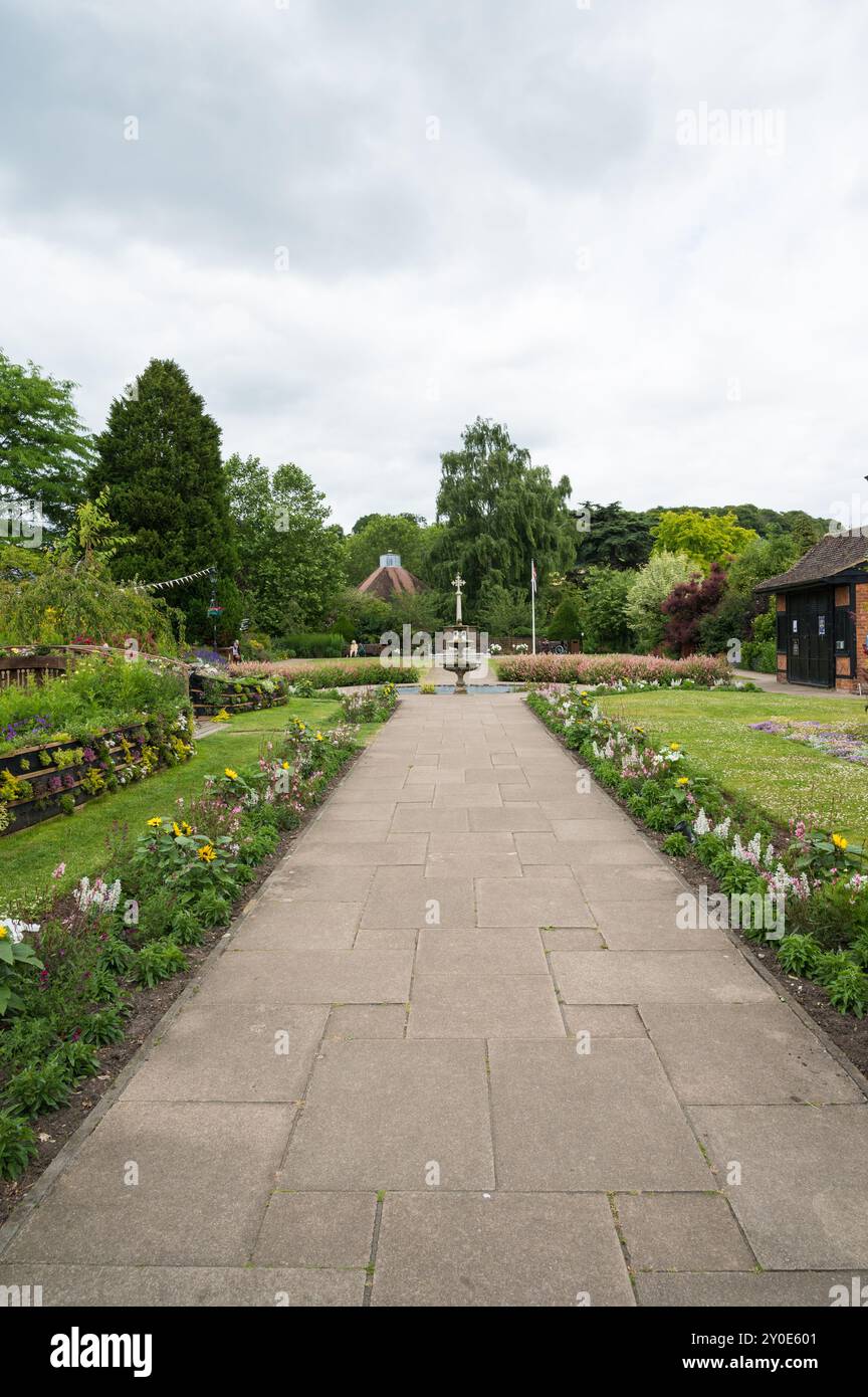 Award-winning gardens Amersham Memorial Gardens World War memorial ...
