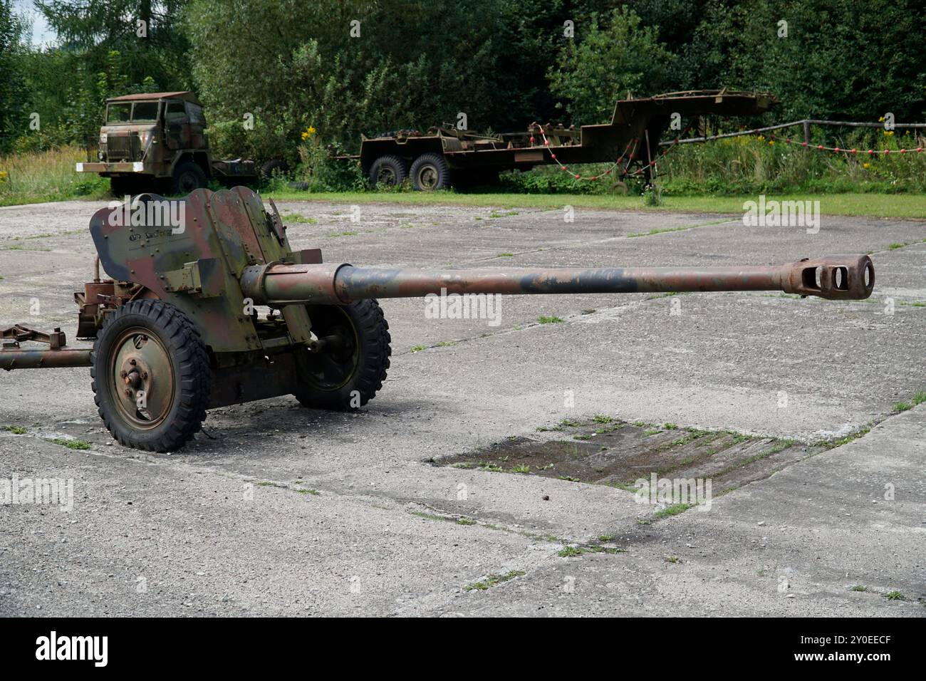 Ludwikowice Klodzkie, Poland - August 10th, 2024 - Field gun at Molke ...