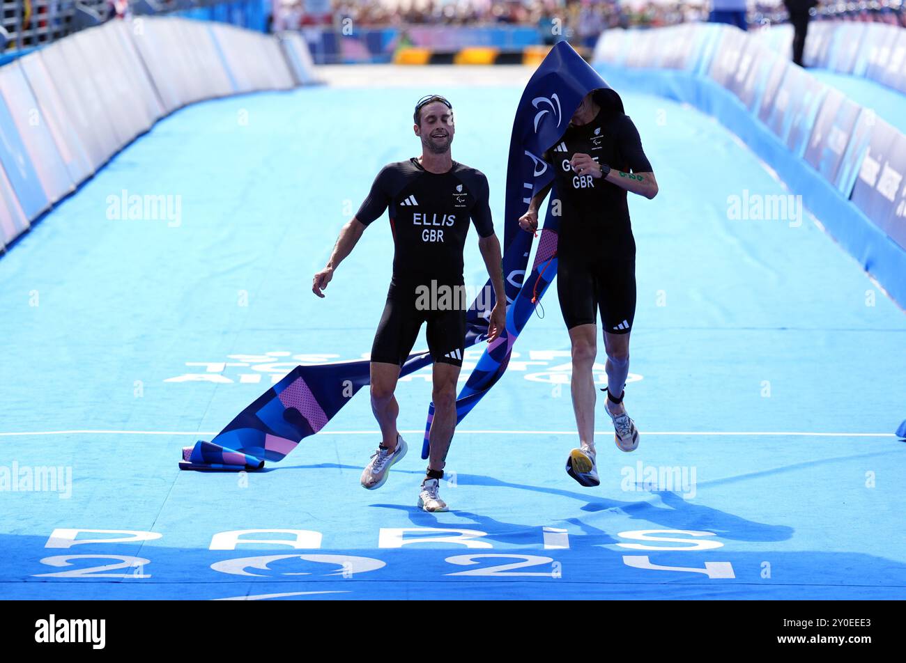 Great Britain's Dave Ellis and guide Luke Pollard celebrate after ...
