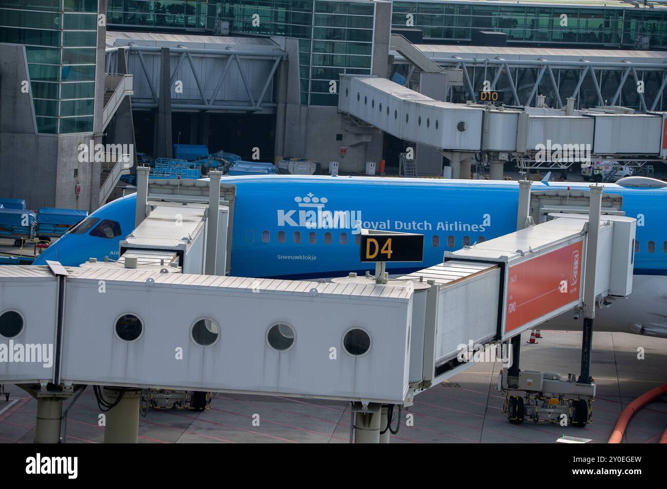 A Jet Bridge To A KLM Airplane At Schiphol The Netherlands 29-8-2024 ...