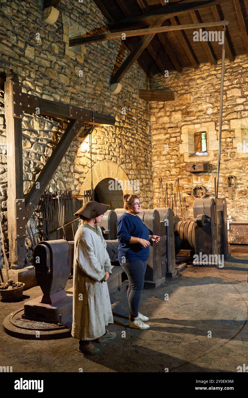 Forging hammer hi-res stock photography and images - Alamy