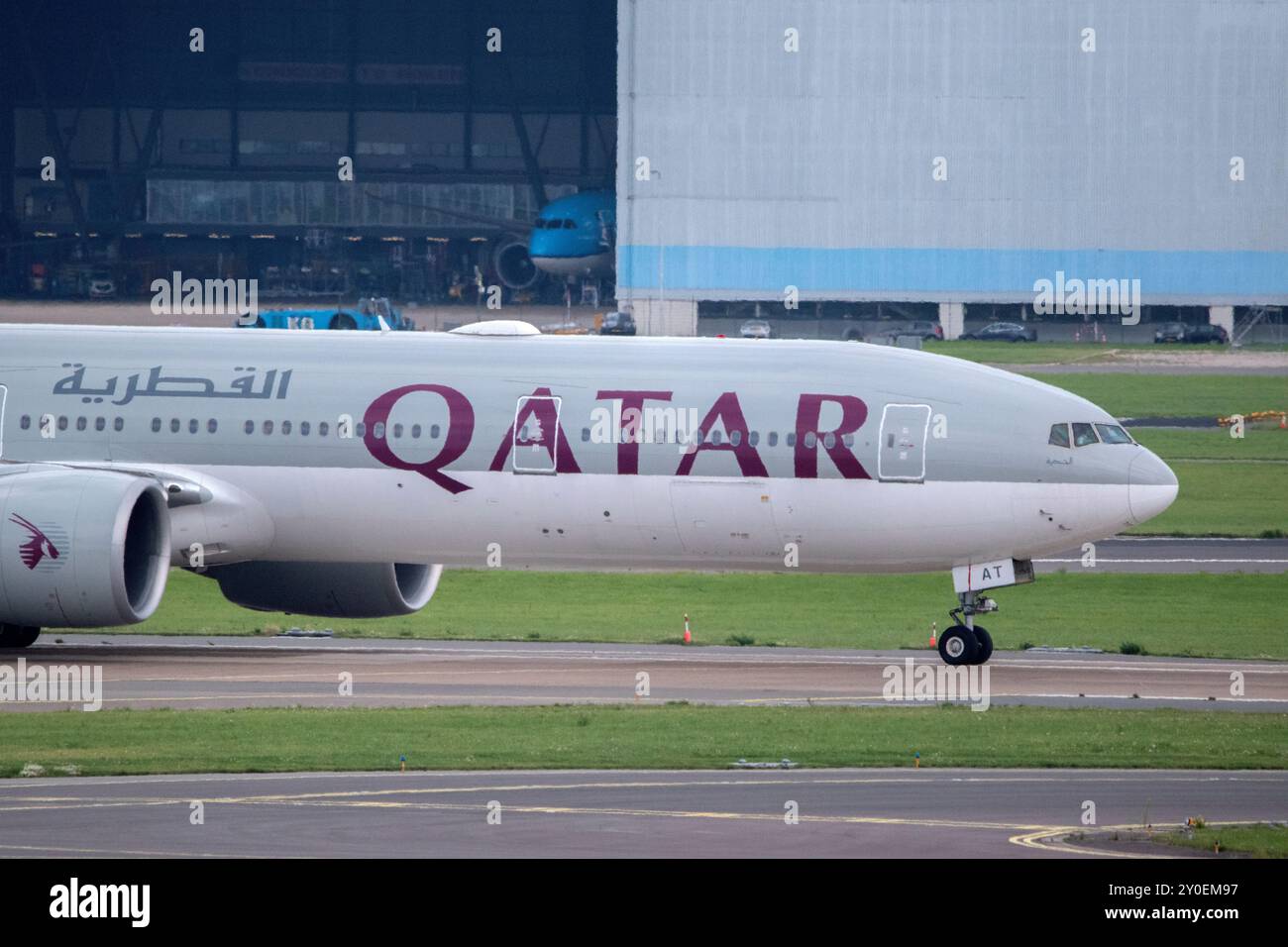 Side View Qatar Airplane At Schiphol Airport The Netherlands 29-8-2024 ...