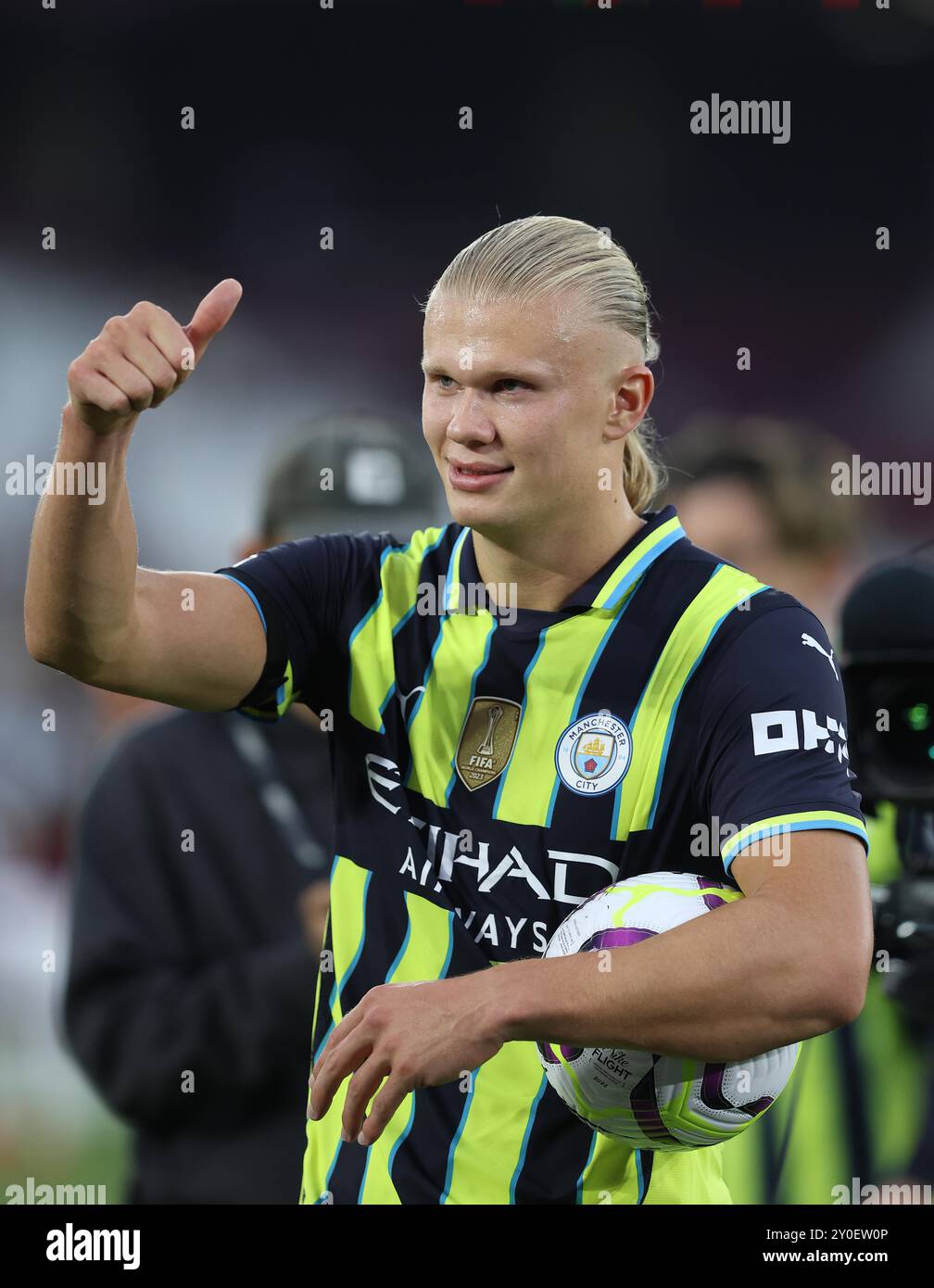 Erling haaland city 2024 celebrates hi-res stock photography and images ...