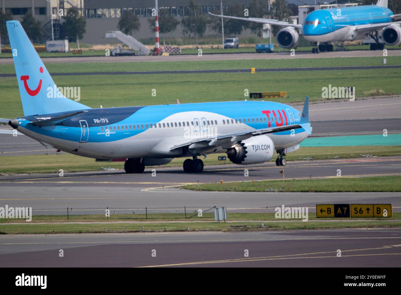 TUI Airplane At Airport The Netherlands 29-8-2024 Stock Photo - Alamy