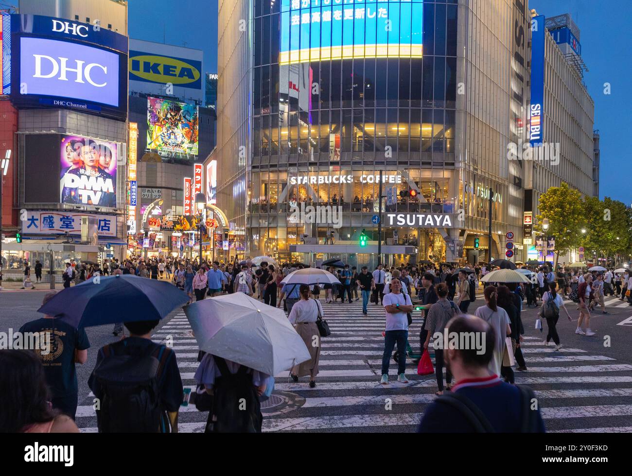 Japan night view hi-res stock photography and images - Alamy