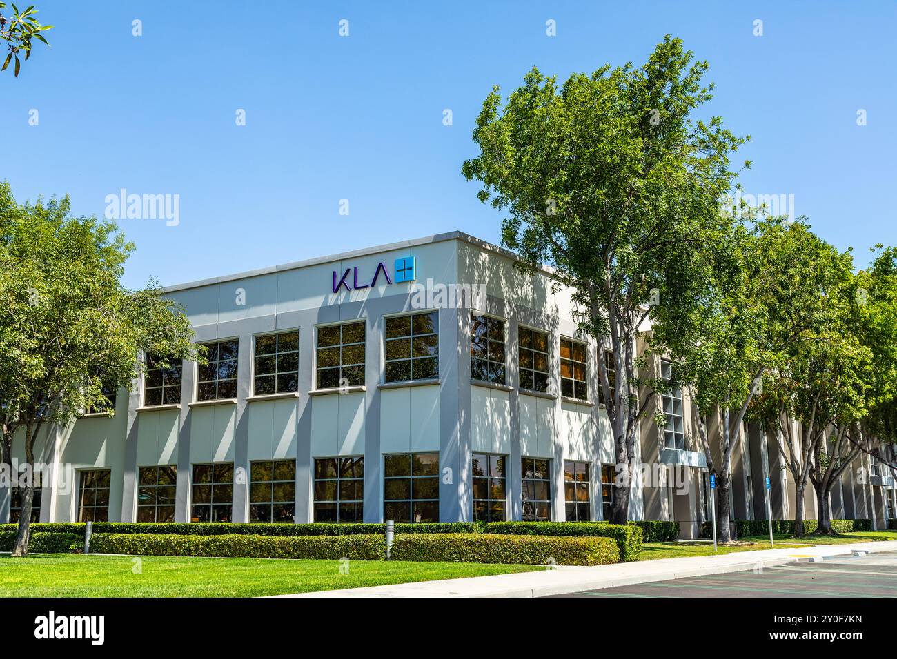 Kla systems hi-res stock photography and images - Alamy