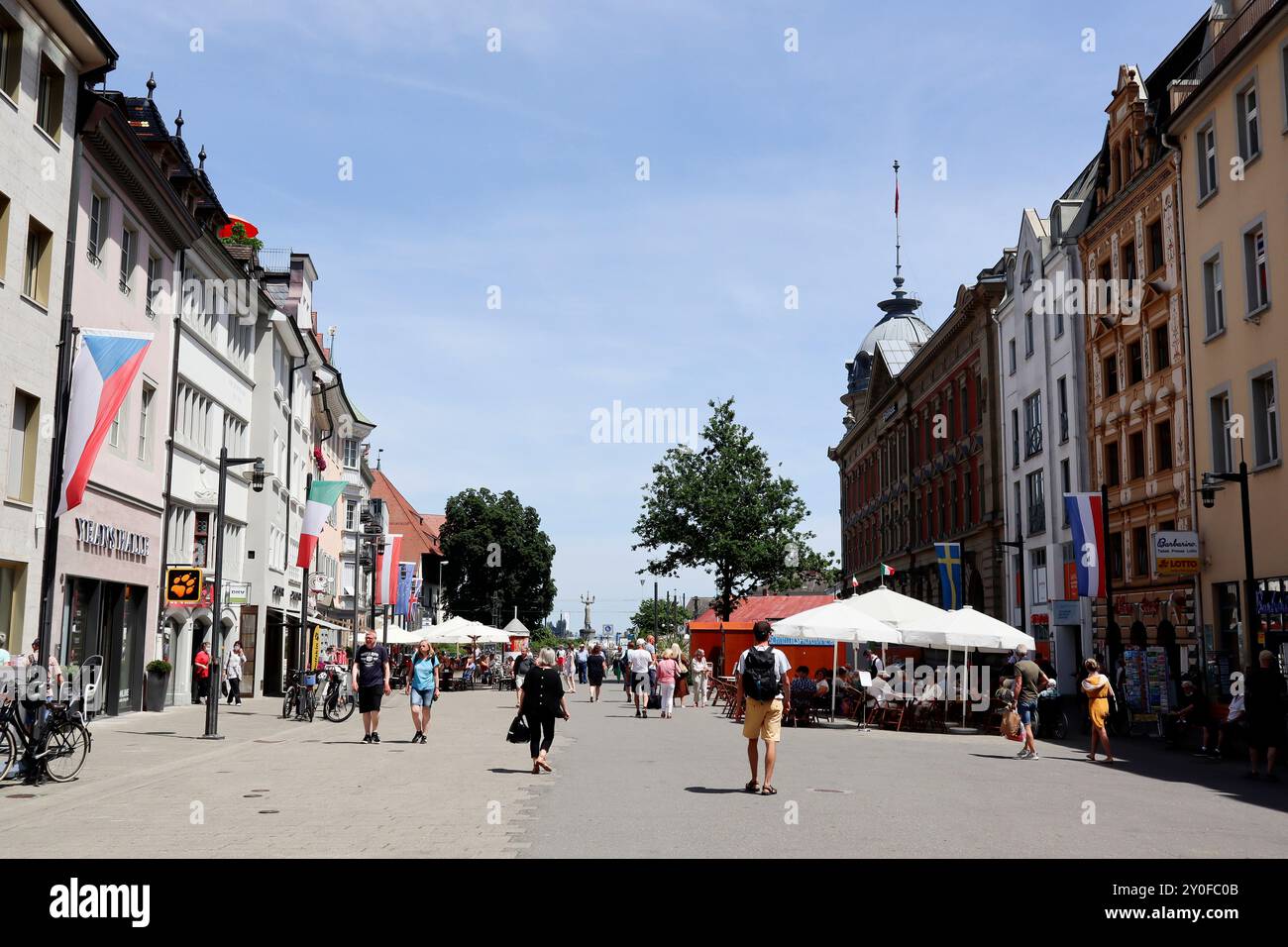 City life in Konstanz, Lake Constance in Germany in summertime Stock ...