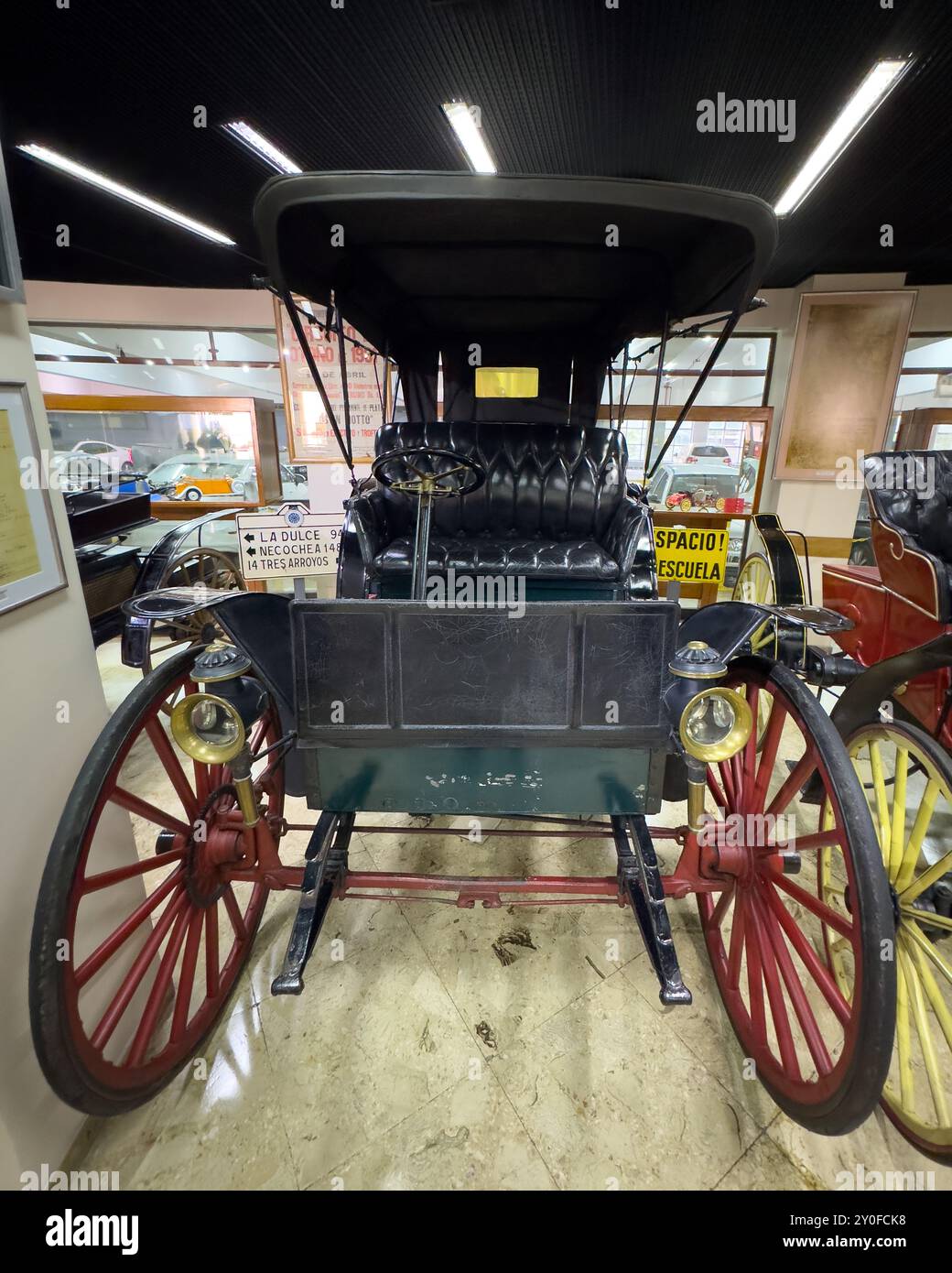 1907 international model d auto buggy hi-res stock photography and ...