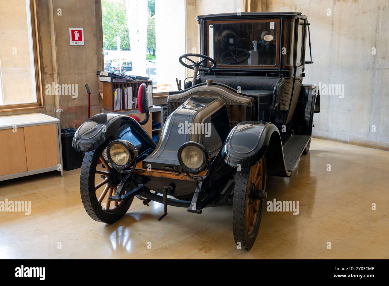 Renault 1910 hi-res stock photography and images - Alamy