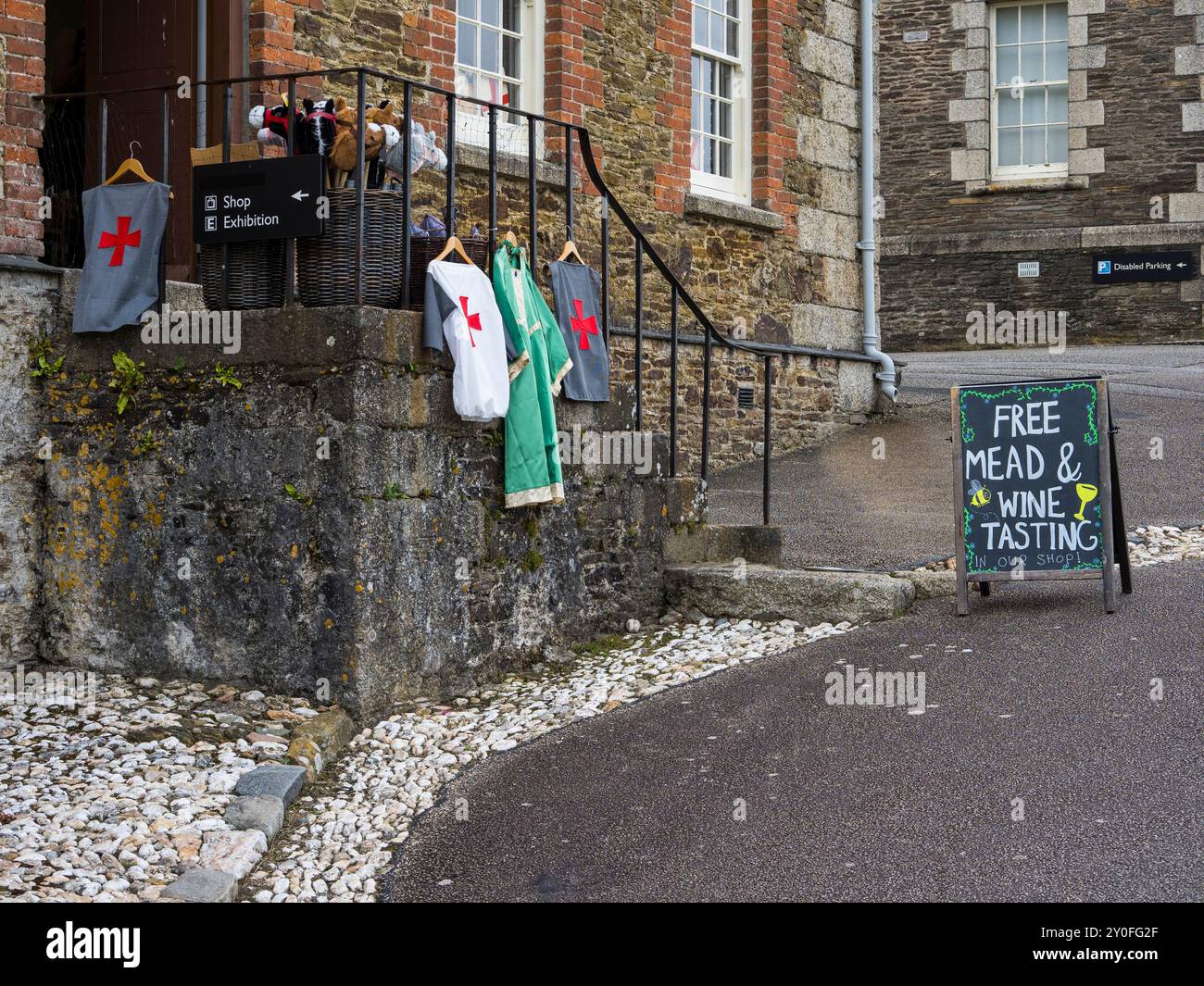 Pendennis castle shop hi-res stock photography and images - Alamy