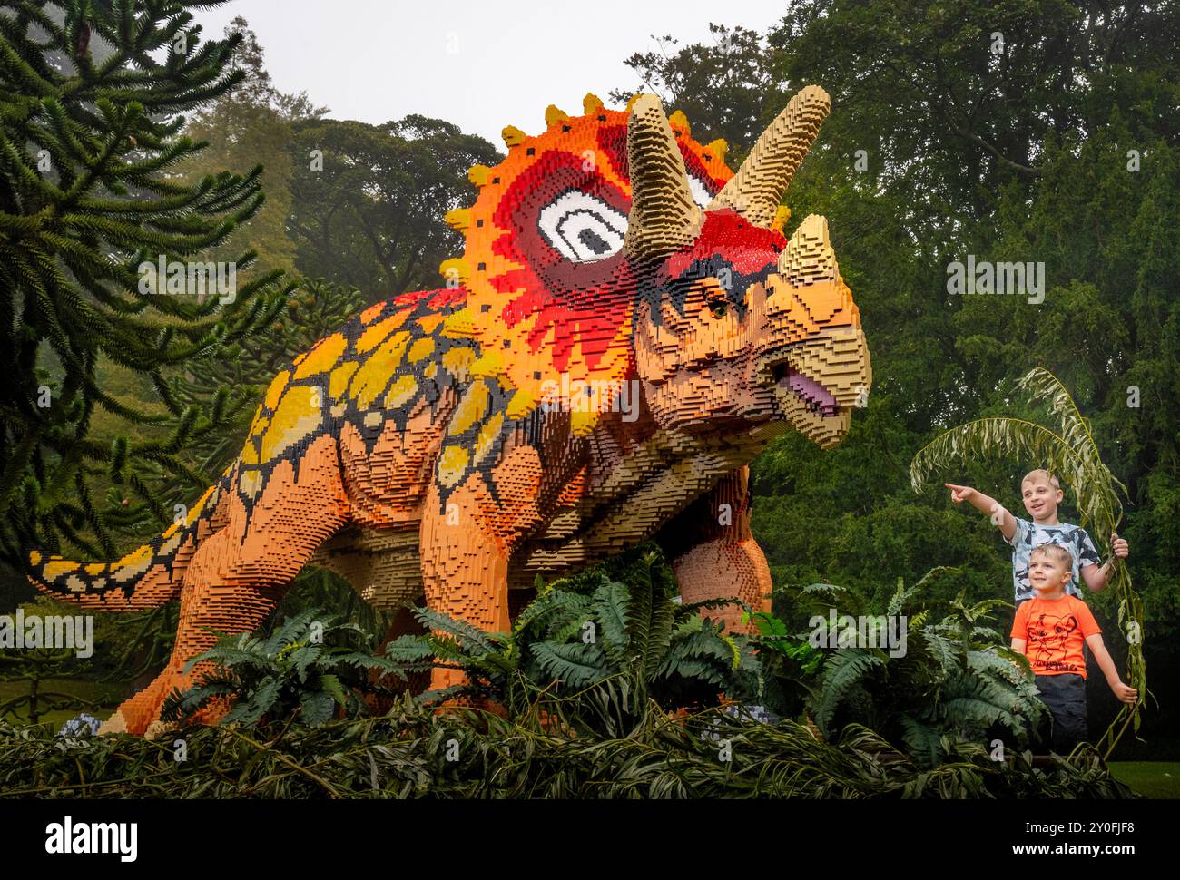Left to right bothers George and Henry Horner, with a Triceratops made ...
