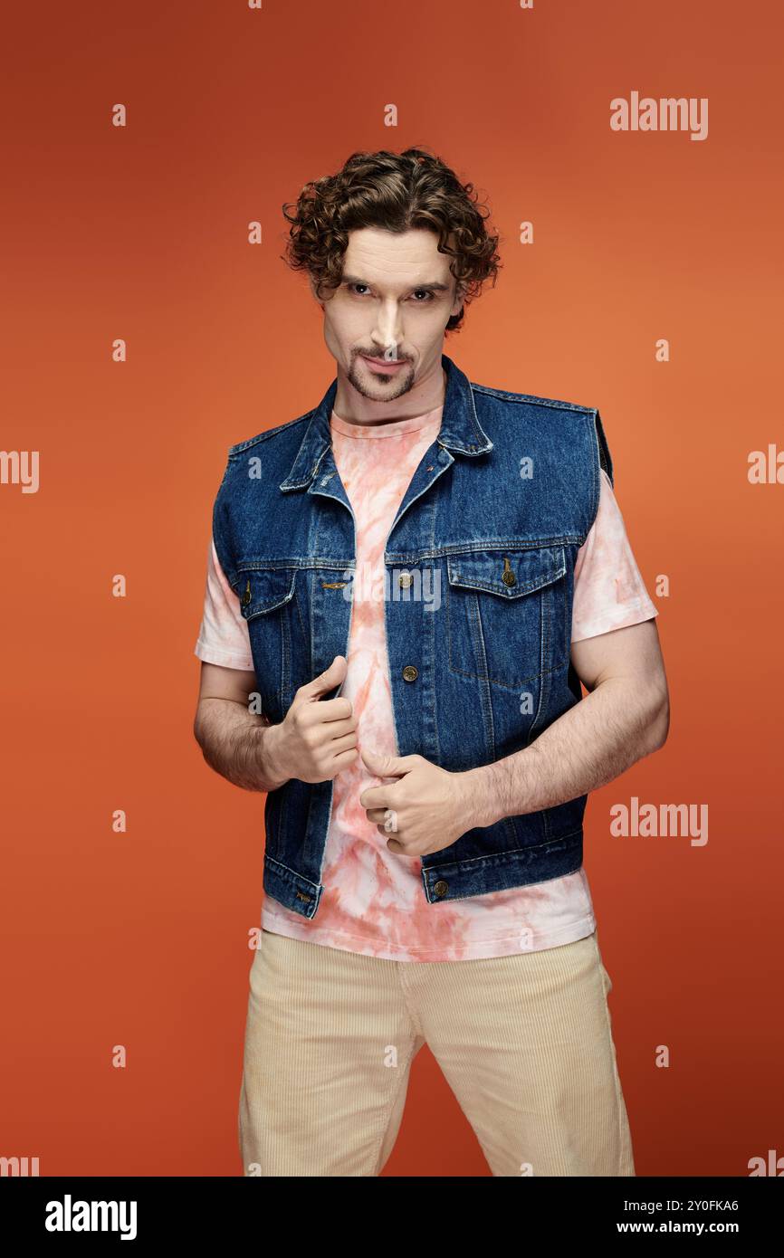 Figure showcases hi-res stock photography and images - Alamy