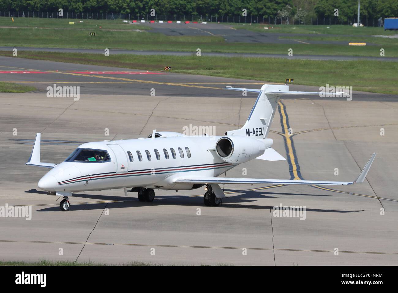 Ryanair learjet 45 m abeu hi-res stock photography and images - Alamy