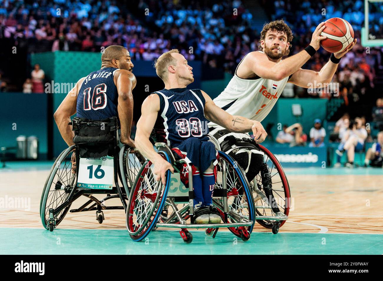 PARIS, FRANKREICH 31. August - Rollstuhlbasketball Niederlande - USA ...