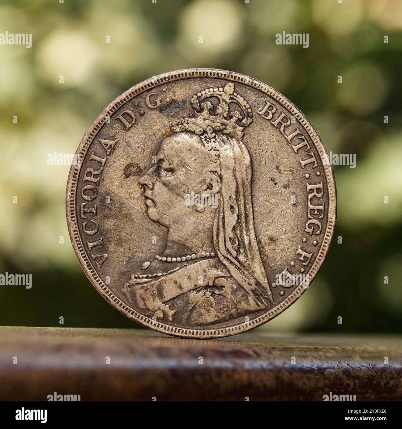 Crown worn by queen victoria hi-res stock photography and images - Alamy