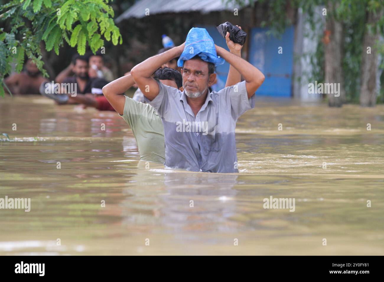 Flood affected people at Feni, Bangladesh Stock Photo - Alamy