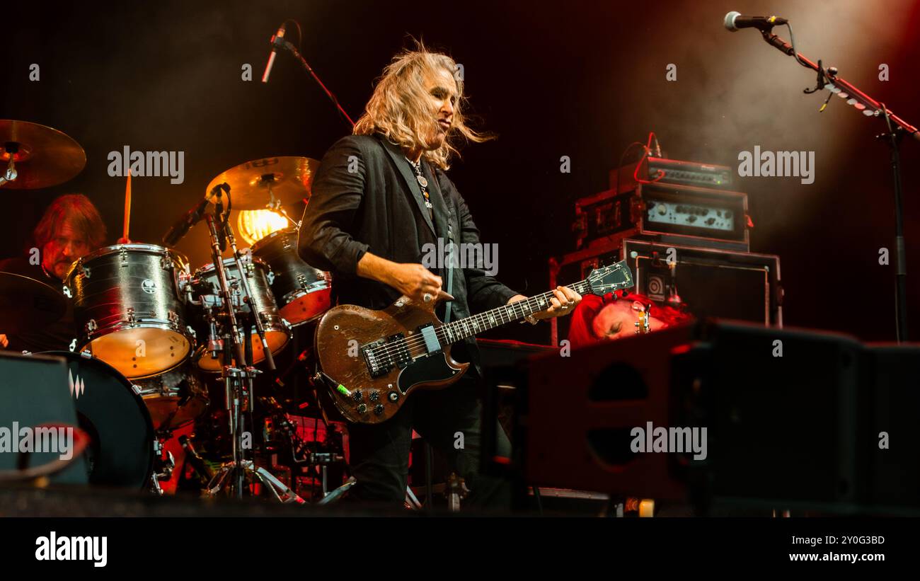 New model army hi-res stock photography and images - Alamy