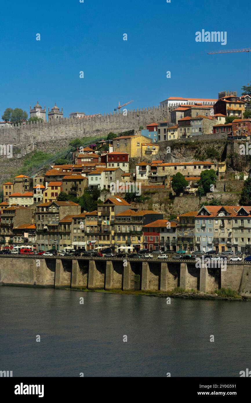 Porto big bridge hi-res stock photography and images - Alamy