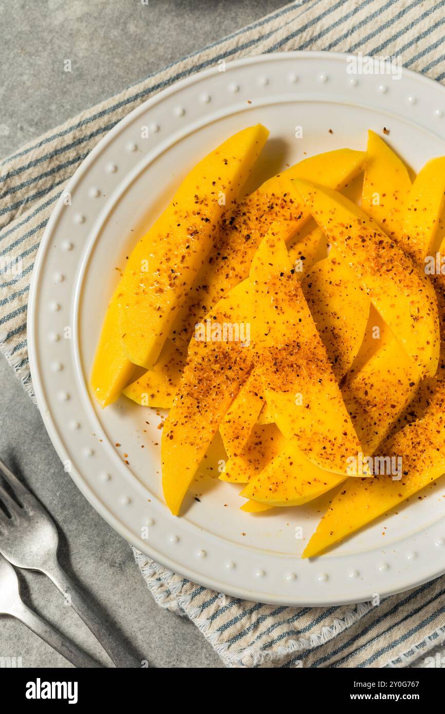 Healthy Mexican Sliced Mango with Tajin Spice and Chili Stock Photo - Alamy