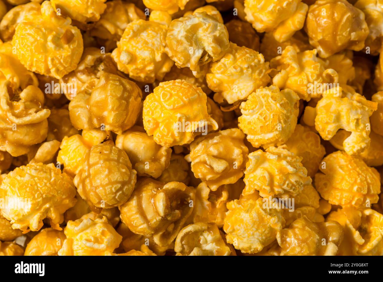 Homemade Chicago Style Popcorn with Caramel and Cheese Stock Photo - Alamy