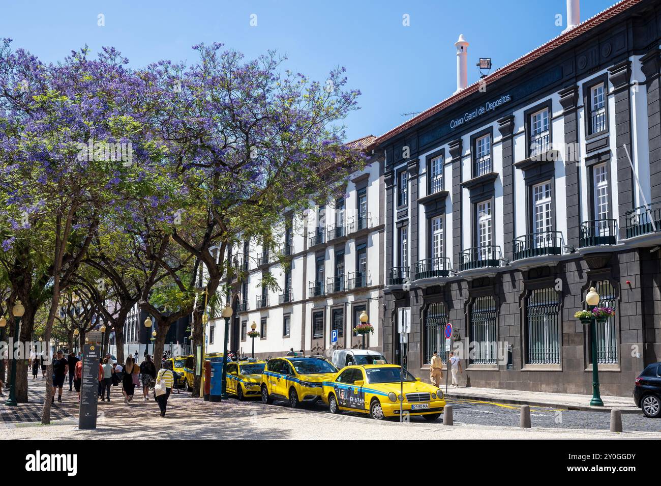 Portuguese state owned bank hi-res stock photography and images - Alamy