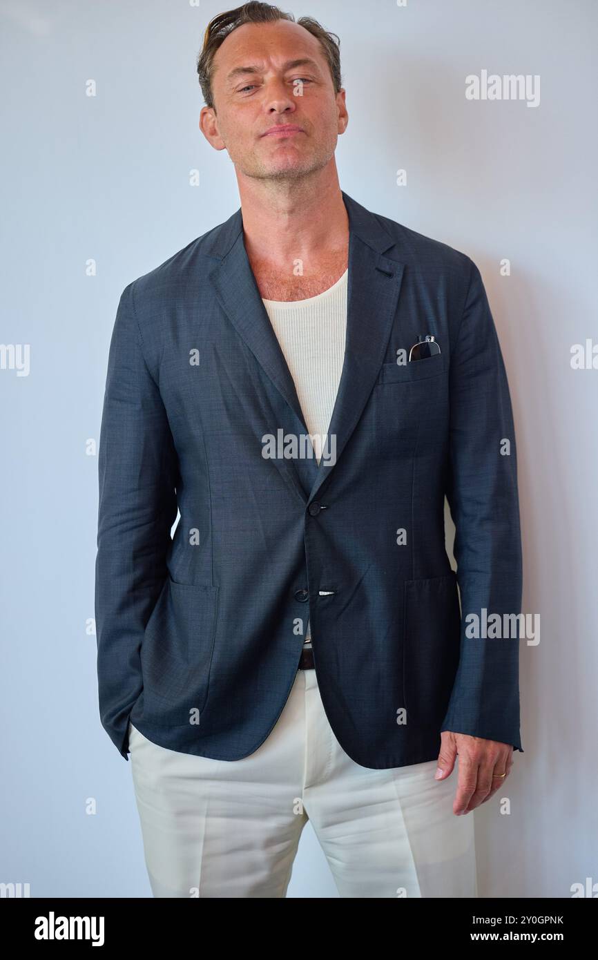 Copyright: Starpix/Alexander TUMA, 31.08.2024 Venedig , Jude LAW ...