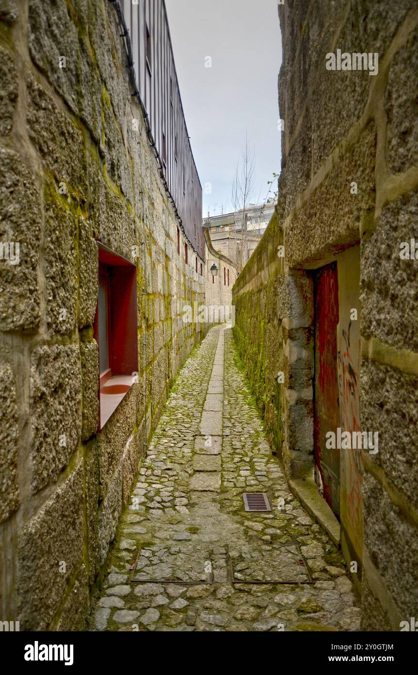The heart of the tradition of tanning and beating hides in Guimaraes ...