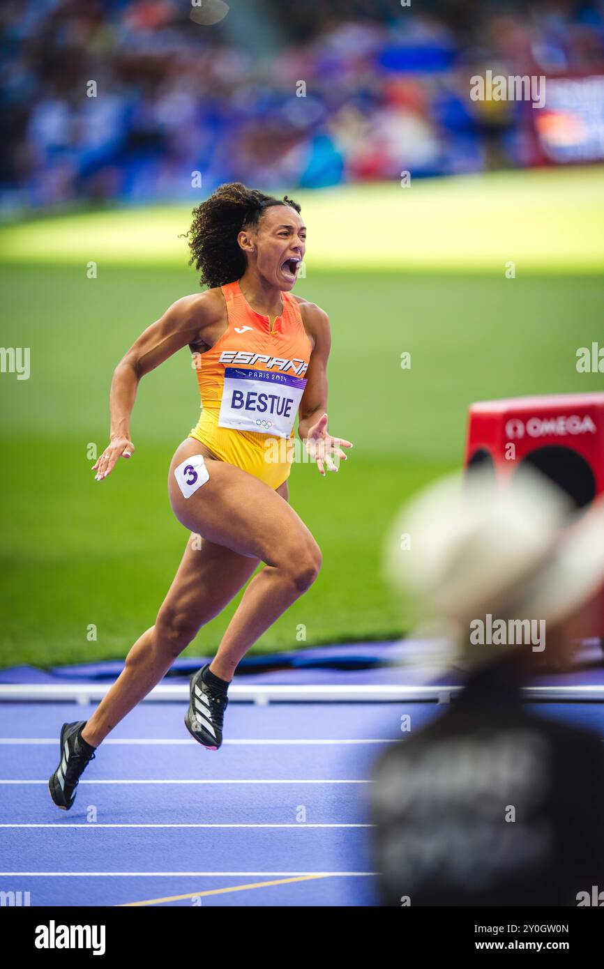 Jaël Bestué participating in the 200 meters at the Paris 2024 Olympic ...