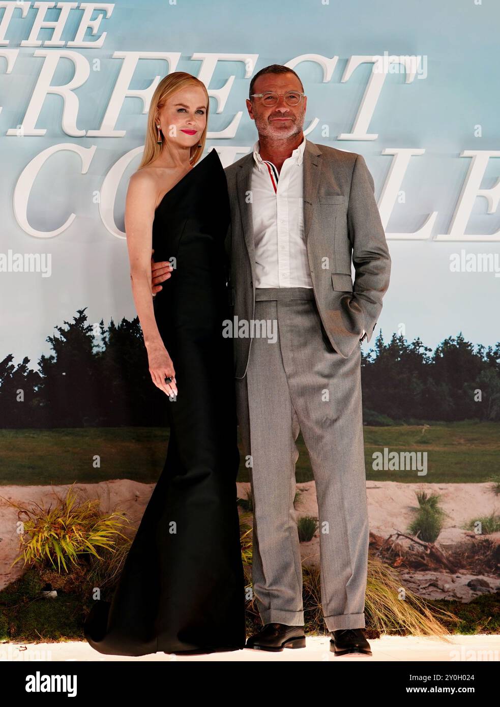 Nicole Kidman (left) and Liev Schreiber attend the UK premiere of The ...