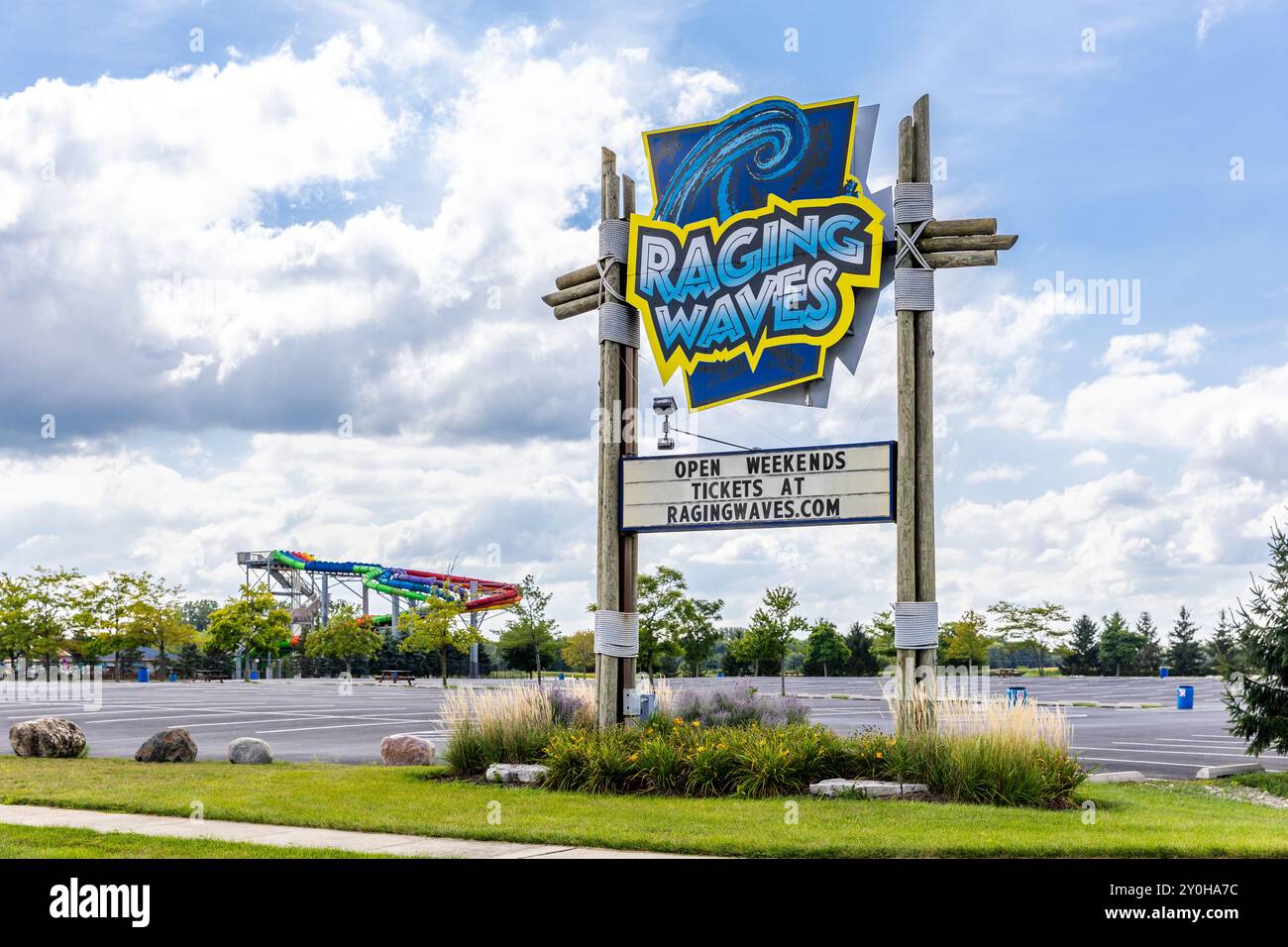 Raging Waves is Illinois' largest water park sitting on 58 acres with ...