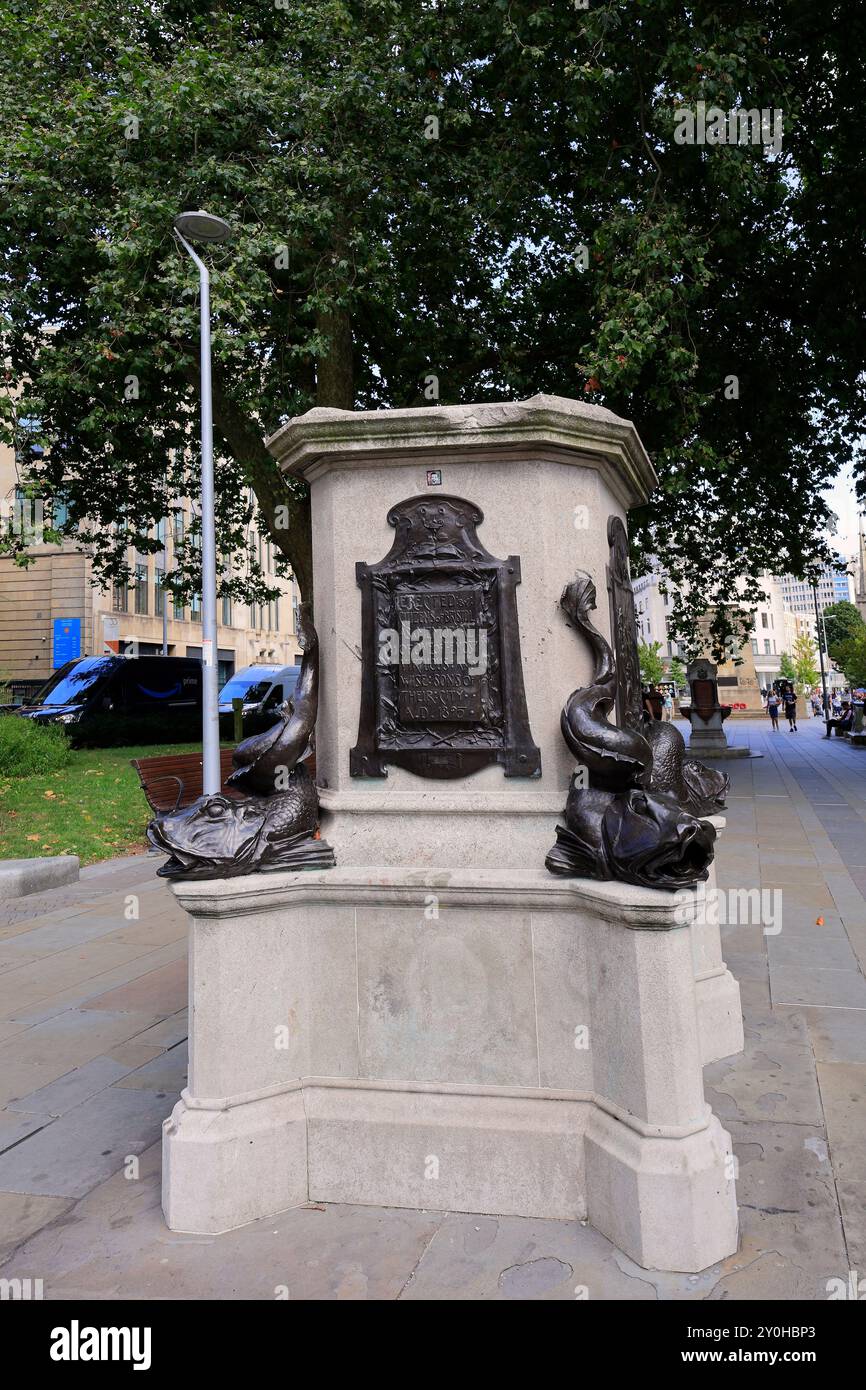 Empty plinth where staue of Edward Colston's statue was removed on 7 ...