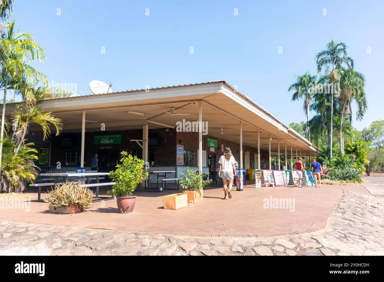 Corroboree Park Tavern, Arnhem Highway, Marrakai, Northern Territory ...