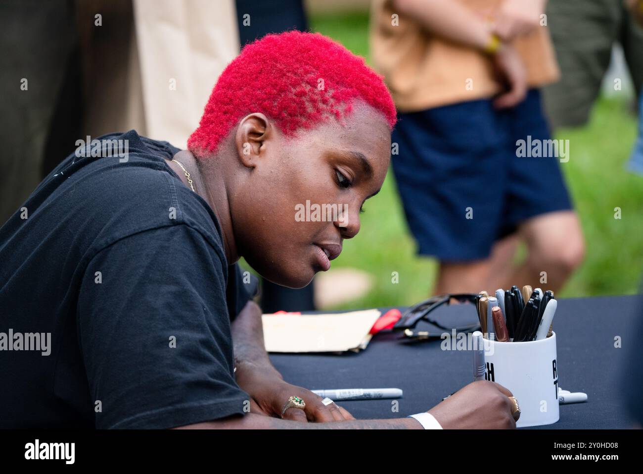 ARLO PARKS, MEETING FANS, 2024: Pop singer Arlo Parks meets fans at the ...