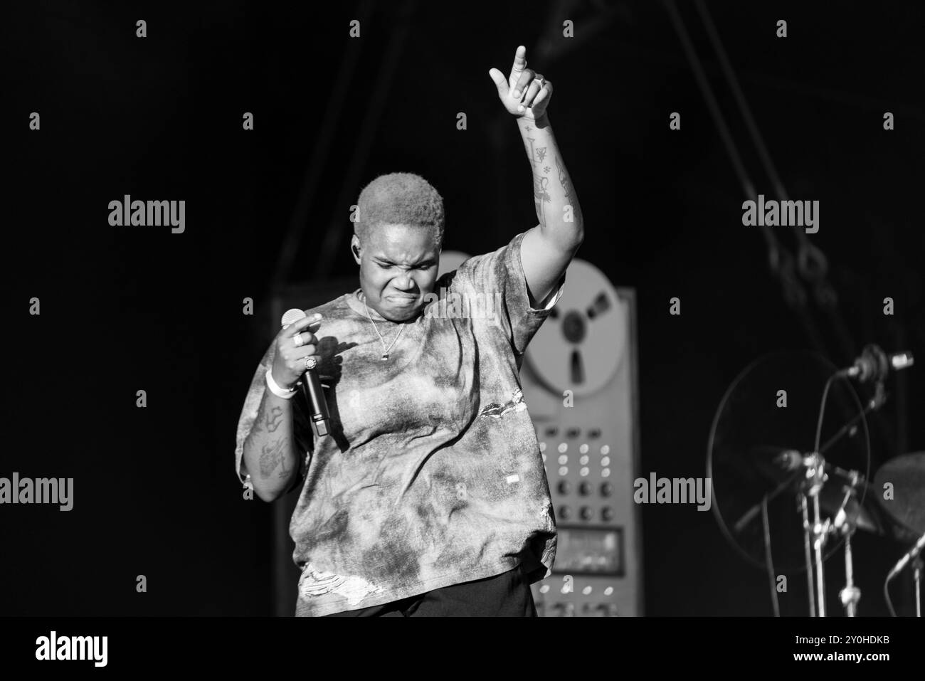 ARLO PARKS, CONCERT, 2024: Pop singer Arlo Parks plays the Mounatin ...