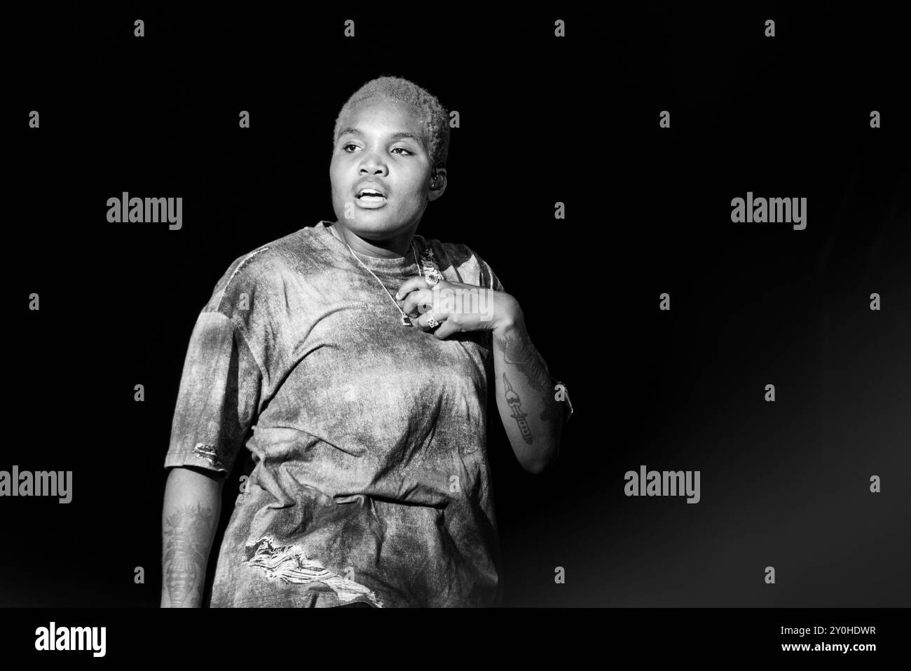 ARLO PARKS, CONCERT, 2024: Pop singer Arlo Parks plays the Mounatin ...