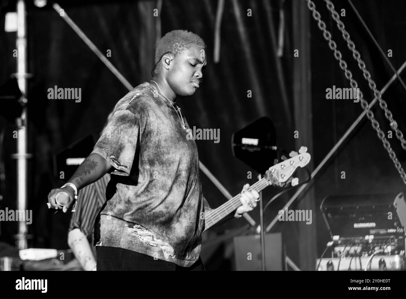 ARLO PARKS, CONCERT, 2024: Pop singer Arlo Parks plays the Mounatin ...