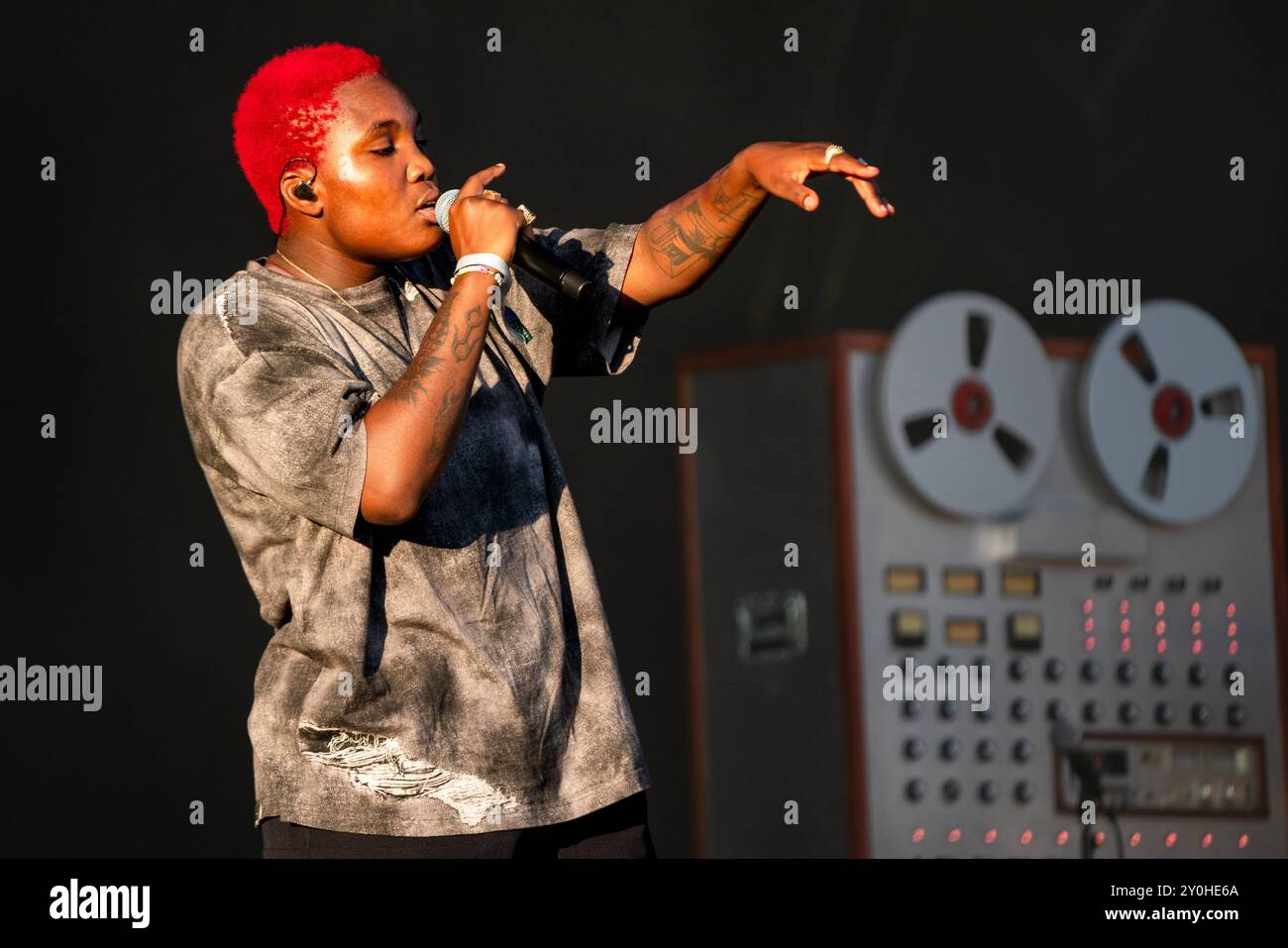 ARLO PARKS, CONCERT, 2024: Pop singer Arlo Parks plays the Mounatin ...