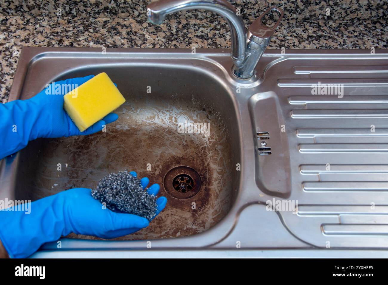 Unhygienic kitchen hi-res stock photography and images - Alamy