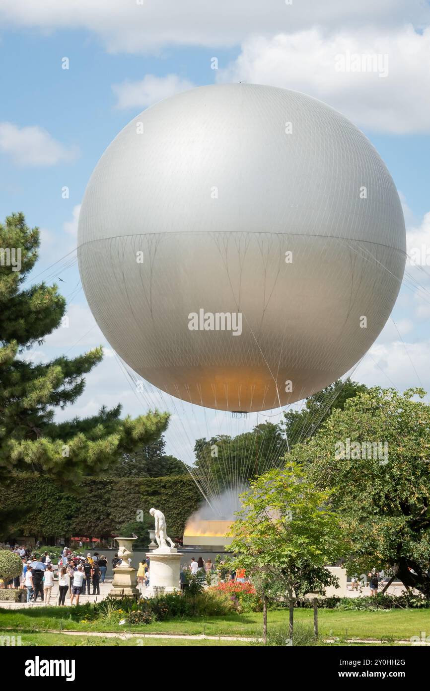 The Eiffel Tower and the 2024 Olympic cauldron in Paris - France Stock ...