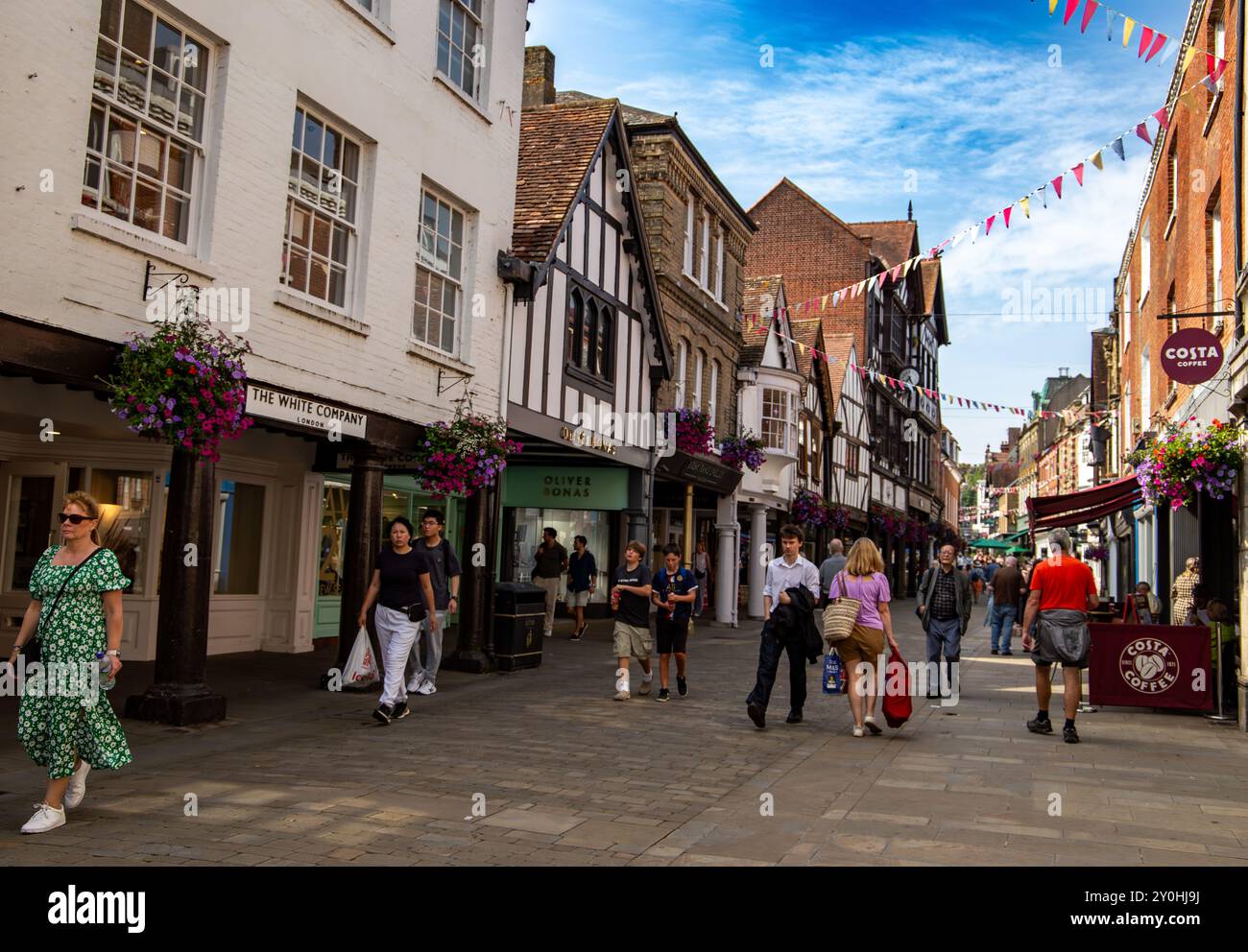 Historic retail architecture lining hi-res stock photography and images ...