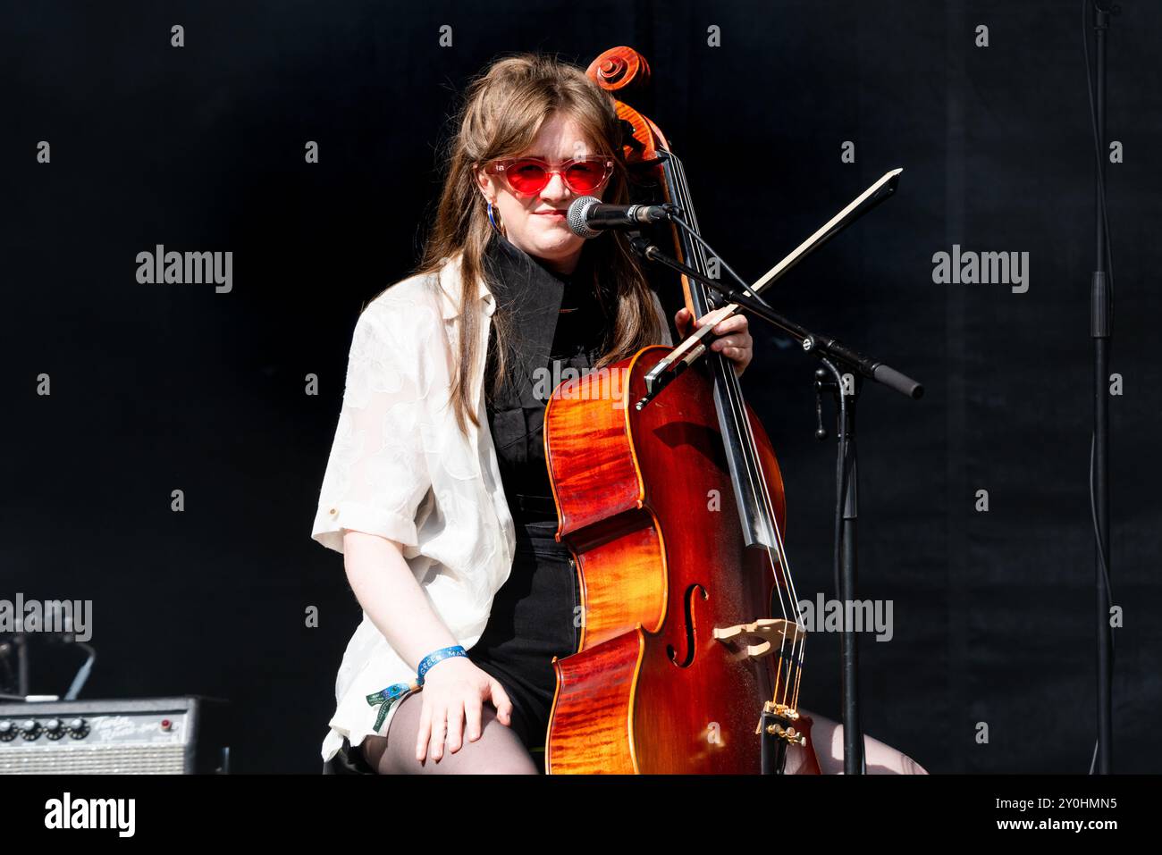 LEMONCELLO, CONCERT, 2024: Claire Kinsella of the Irish duo Lemoncello ...