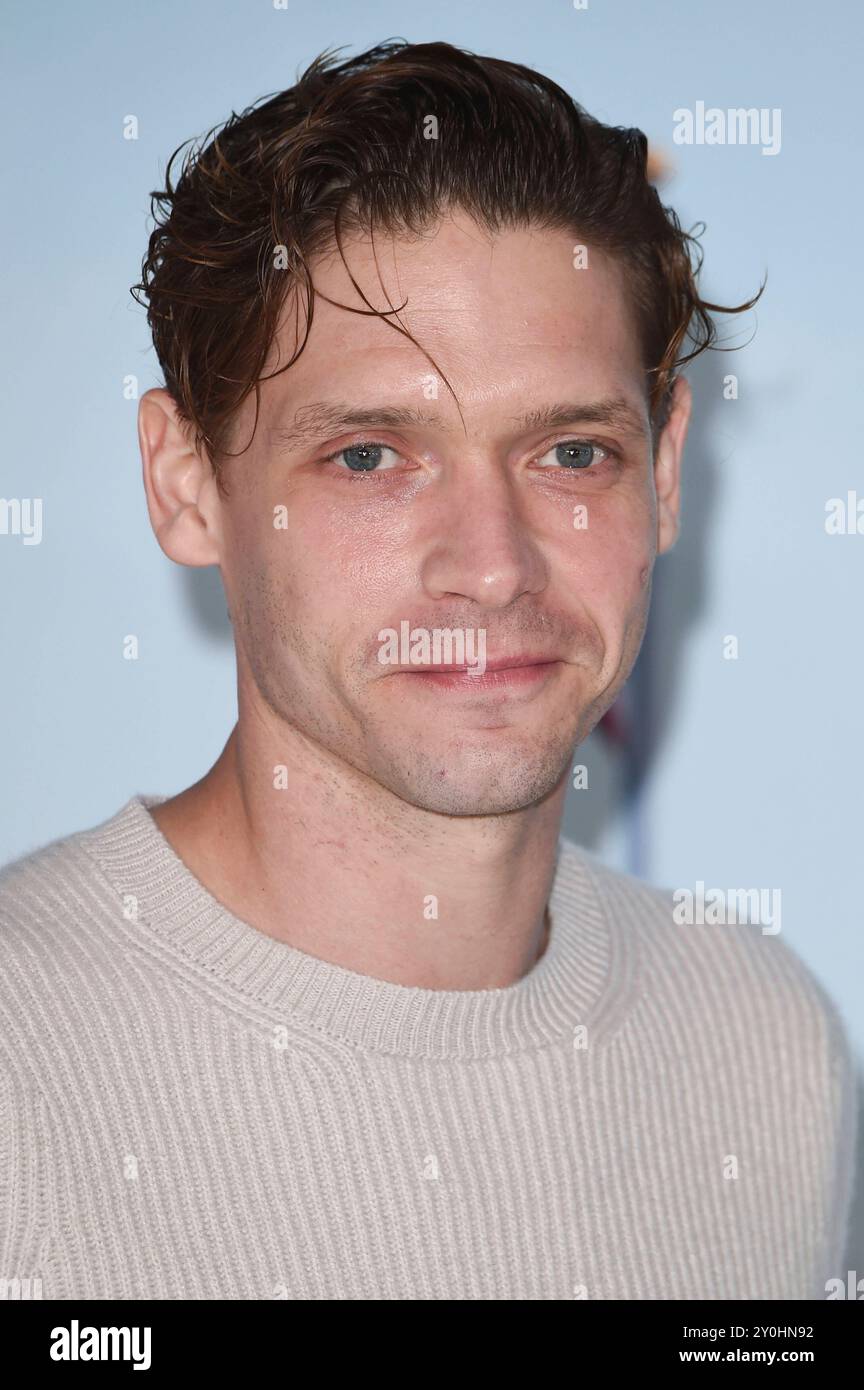 Billy Howle bei der Premiere der Netflix Mini-Serie The Perfect Couple ...