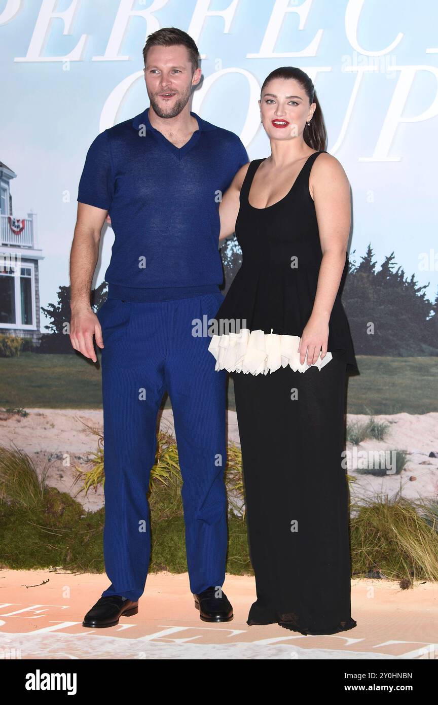 Jack Reynor und Eve Hewson bei der Premiere der Netflix Mini-Serie The ...