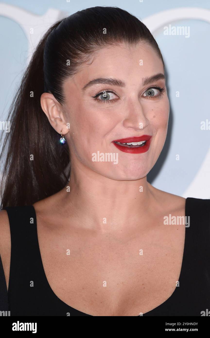 Eve Hewson bei der Premiere der Netflix Mini-Serie The Perfect Couple ...