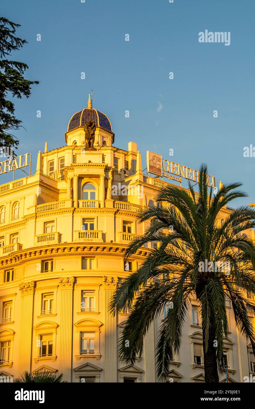 The Edificio Generali building, Plaza del Ayuntamiento, Valencia, Spain Stock Photo - Alamy