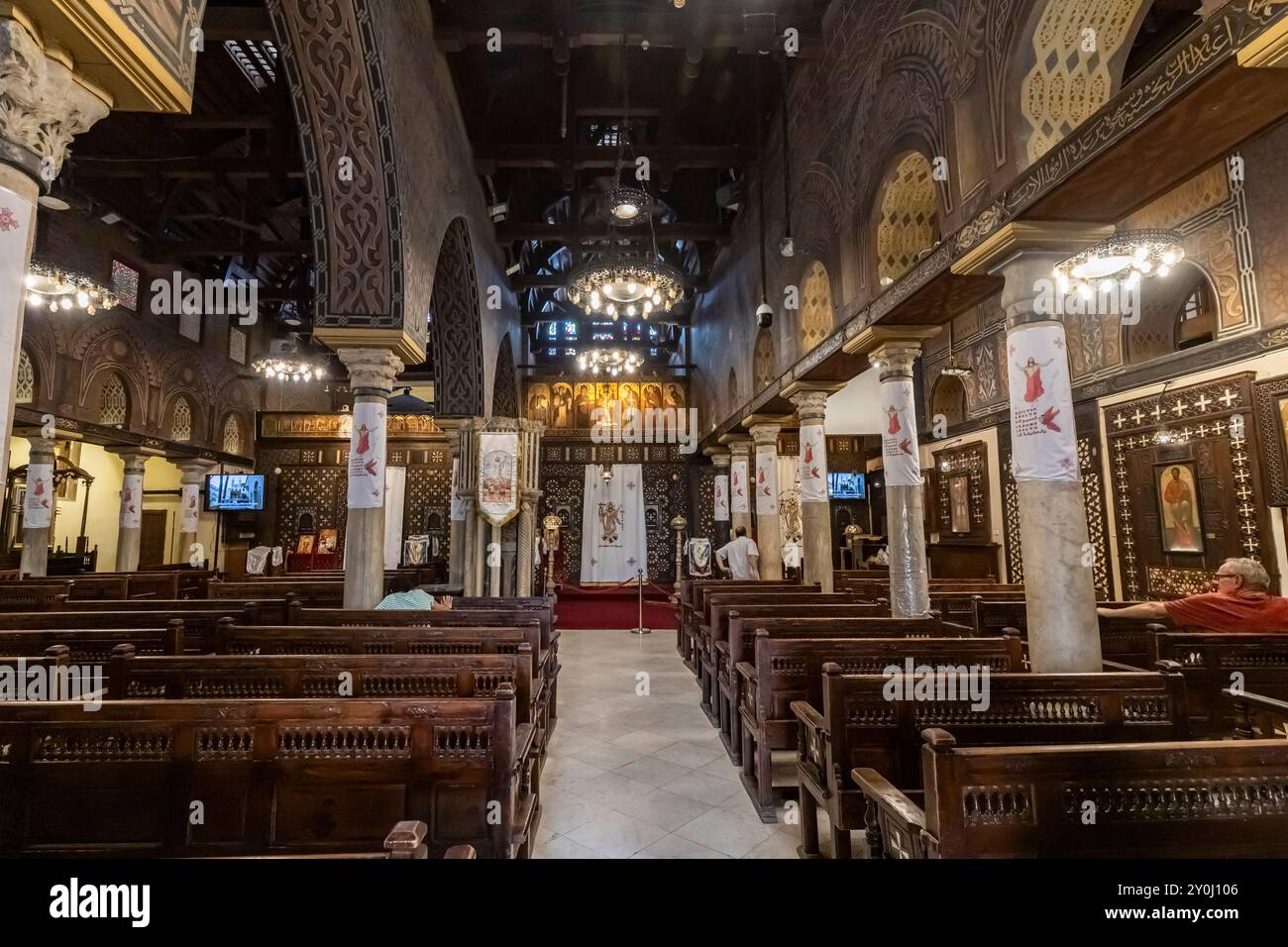 Hanging church, Coptic orthodox church of Saint virgin Mary, interior ...